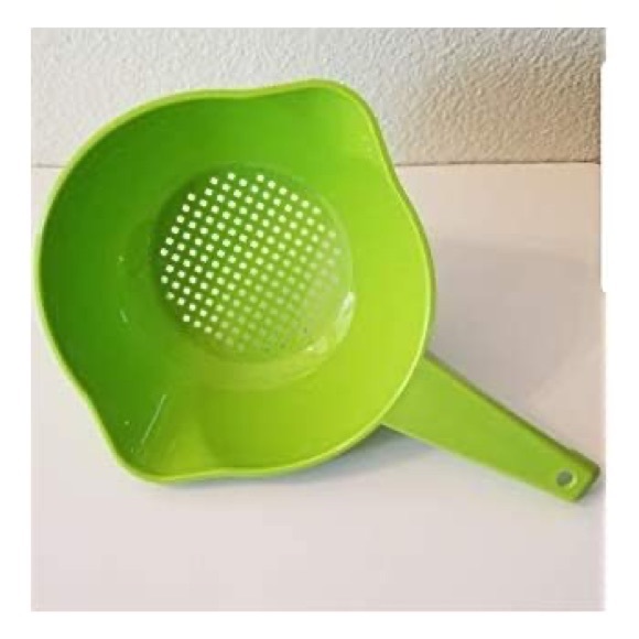 Tupperware | Kitchen | Tupperware Super Strainer 2 Liter | Poshmark